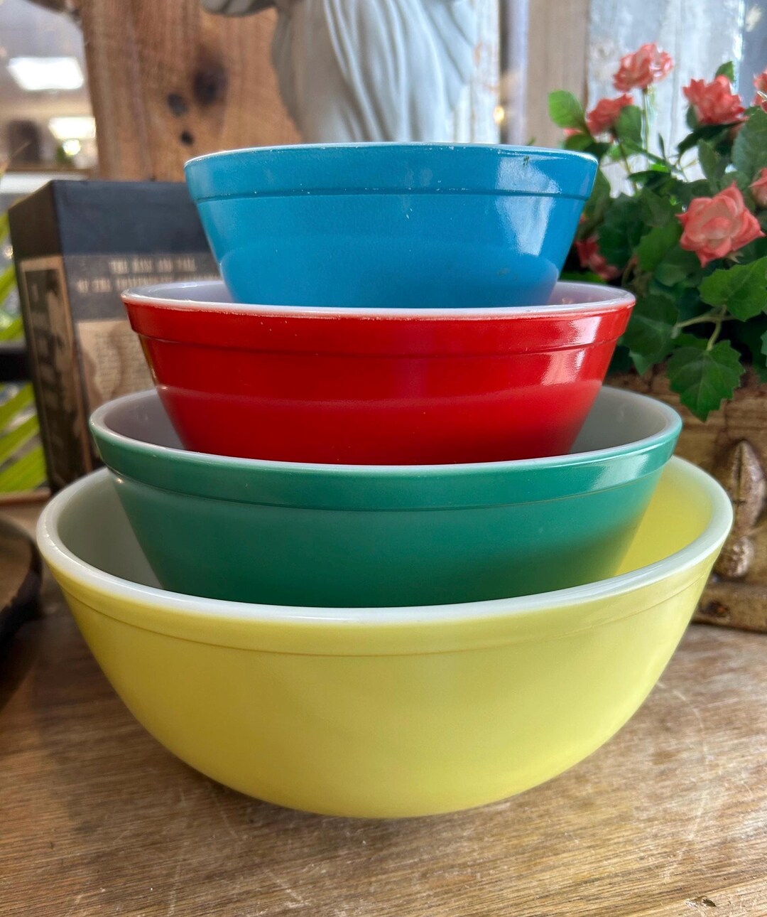 Vintage Pyrex Primary Colors Nesting Bowls. Pyrex Mixing Bowls Set of 4 ...