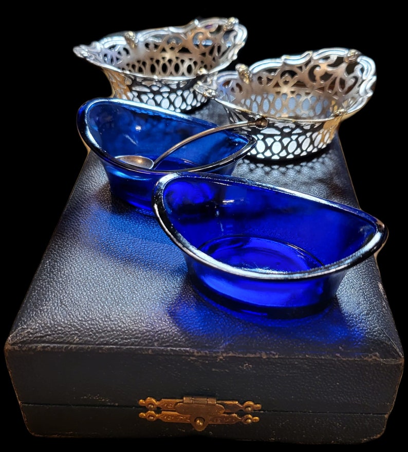 RARE 1883-1900 Cherub's Heads Silver Plated Victorian Smelling Salts ...