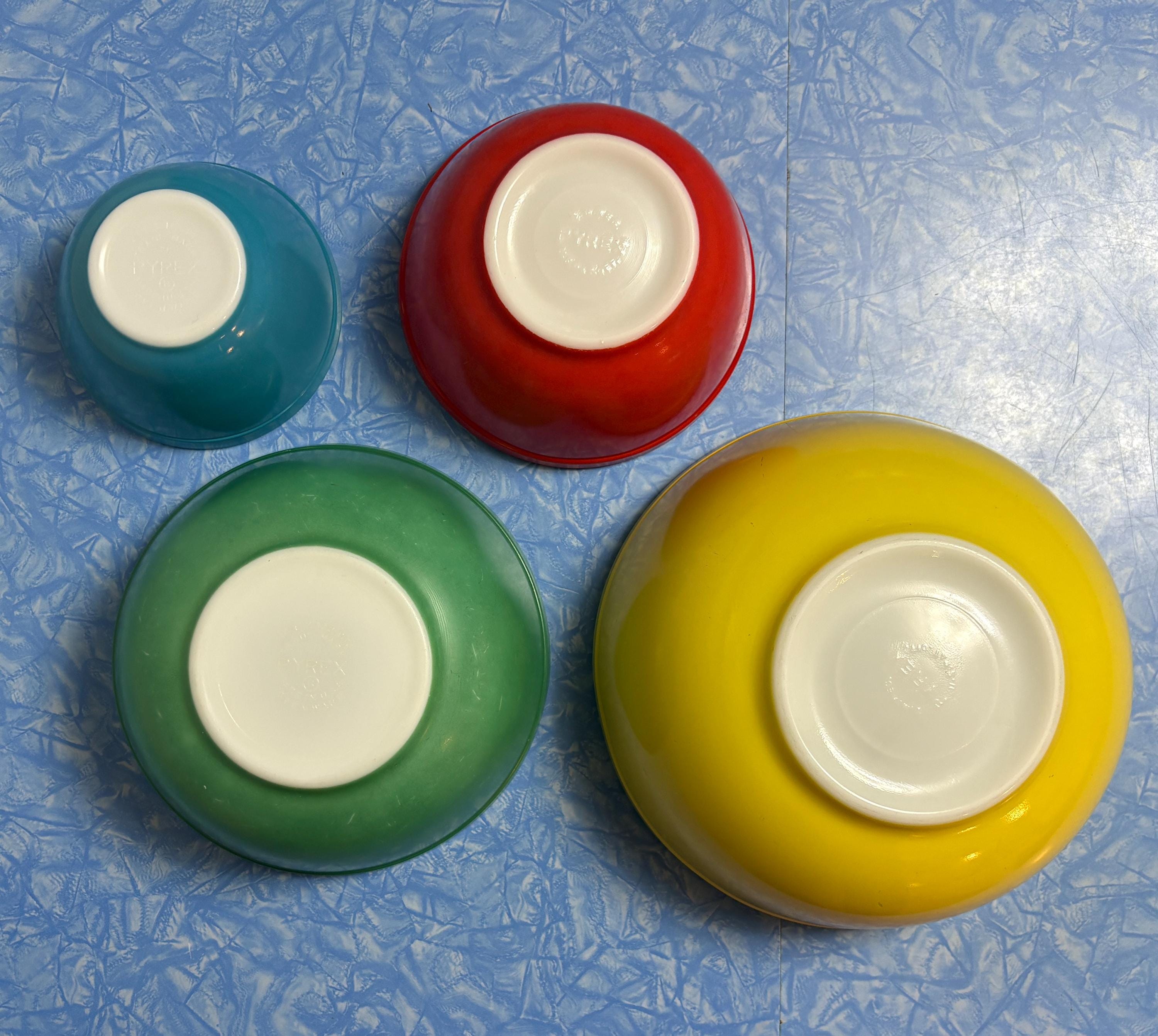 Vintage PYREX Primary Colors Nesting Bowls, Complete Set of 4, Great ...