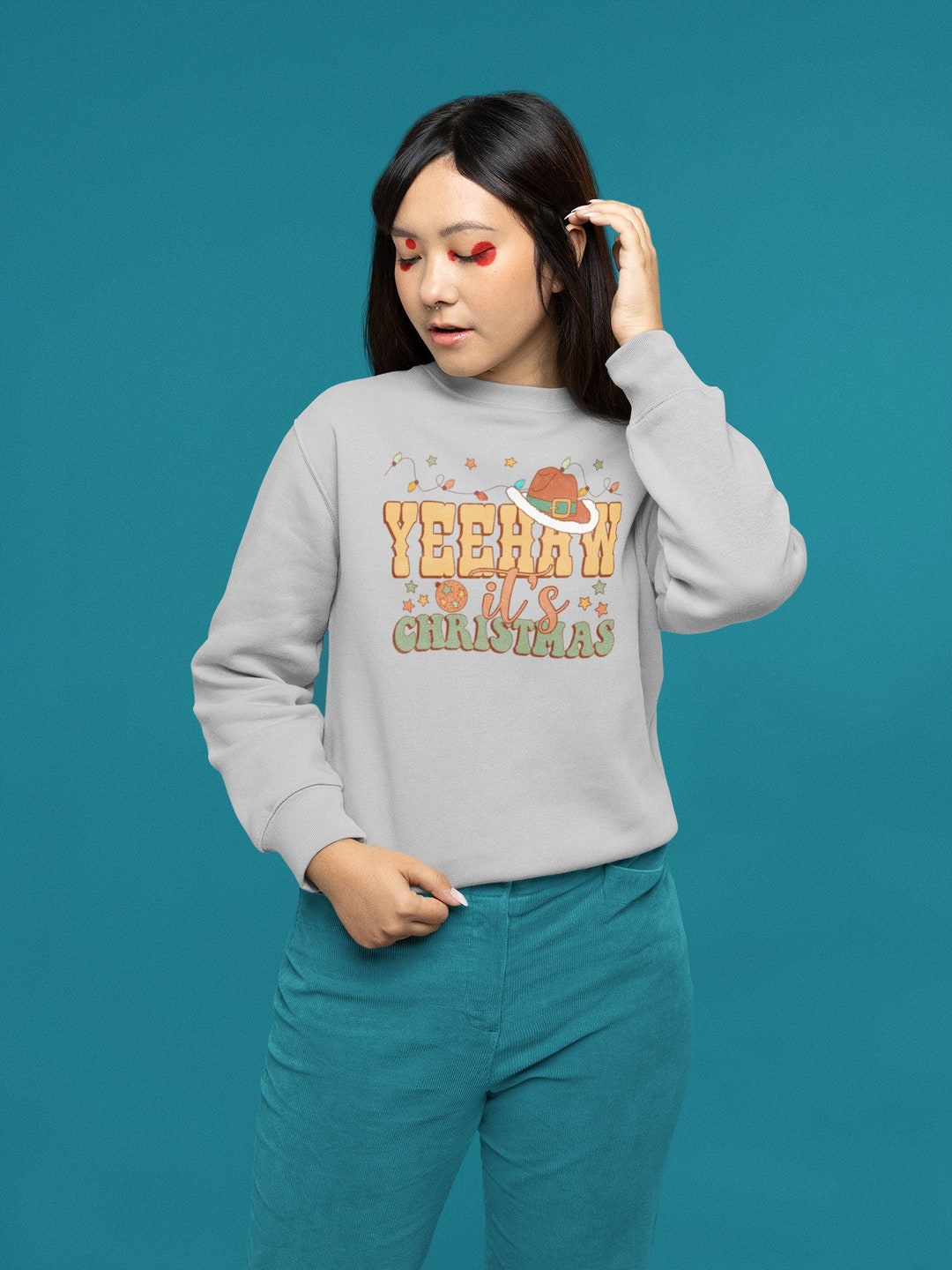 Yeehaw Its Christmas Cowboy Santa Retro Vintage Sweatshirt Gift for ...