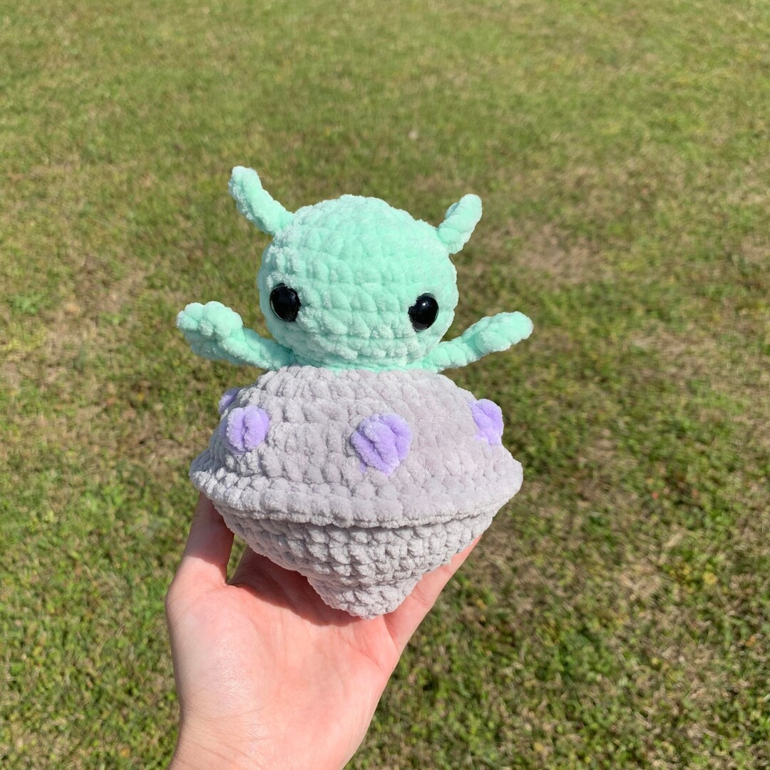 Crochet Space Invader - Etsy