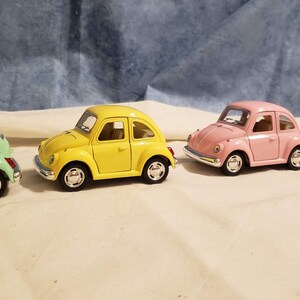 Retro Volkswagen VW Beetle Bug Light Blue Punch Buggy 3.75 Pull Back ...