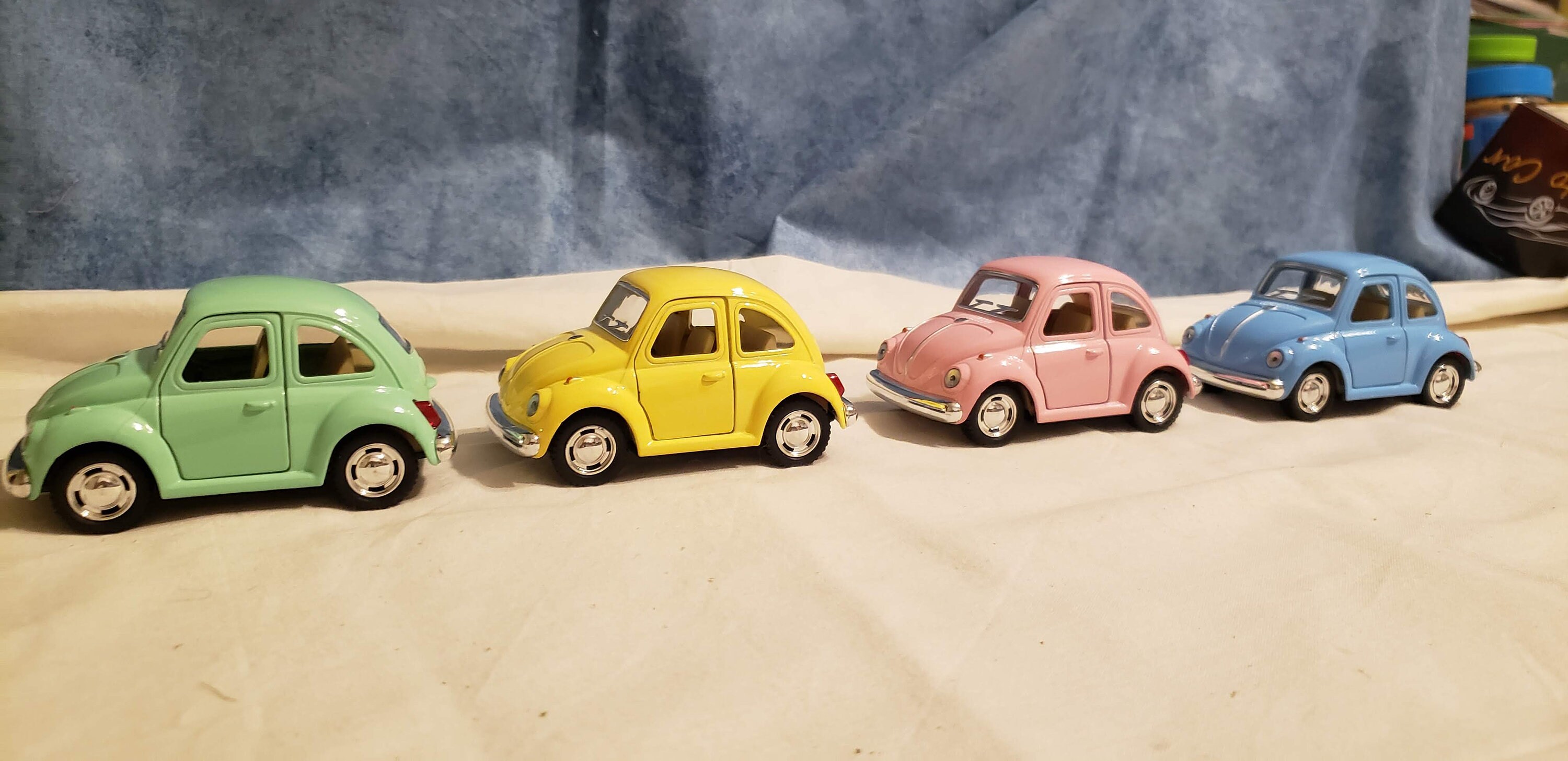 Retro Volkswagen VW Beetle Bug Light Blue Punch Buggy 3.75 Pull Back ...