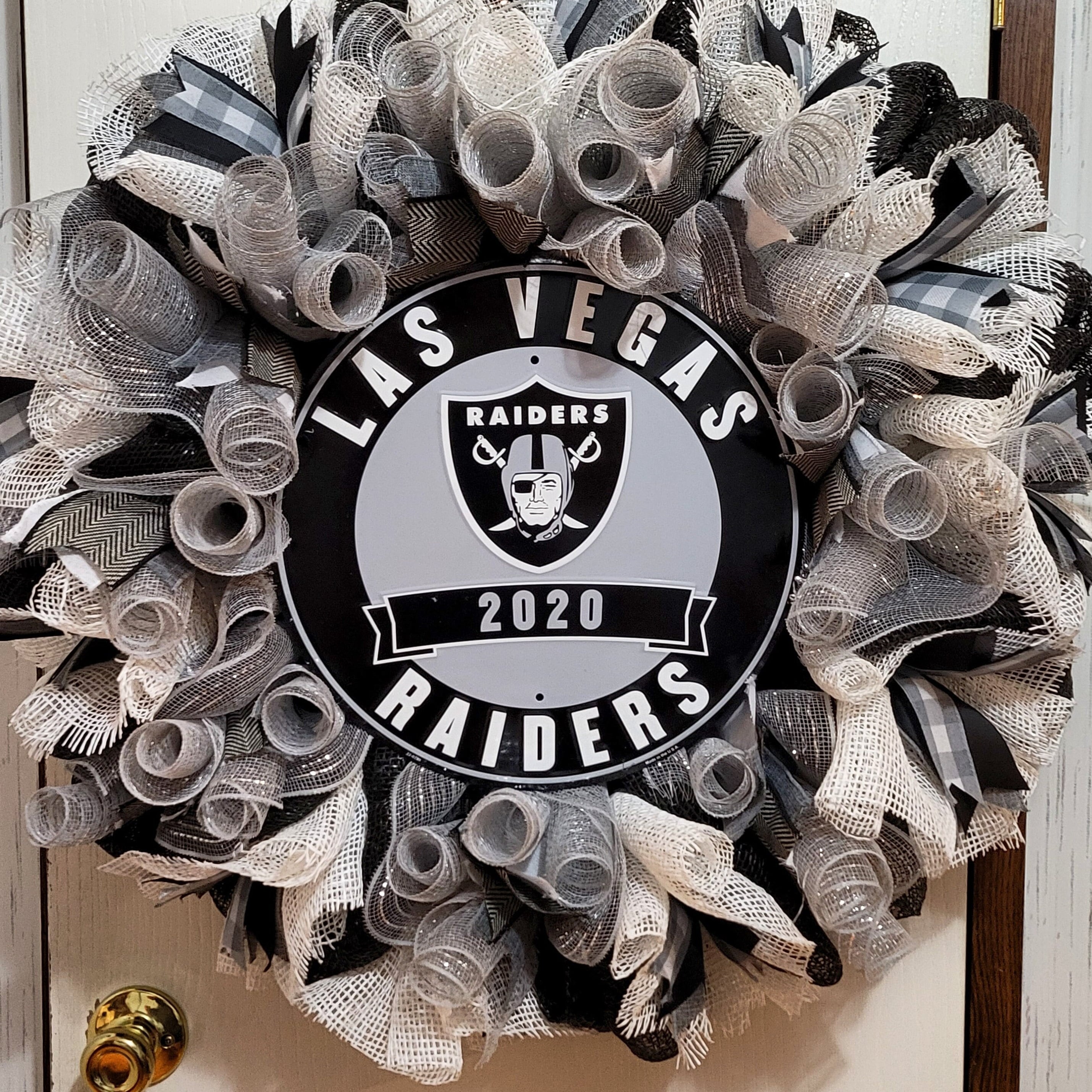 Raiders Wreath Large - Etsy