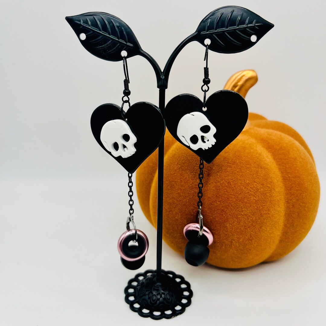 Skull Heart Earplugs Earrings for Loops or AirPod Earbuds Holder ...