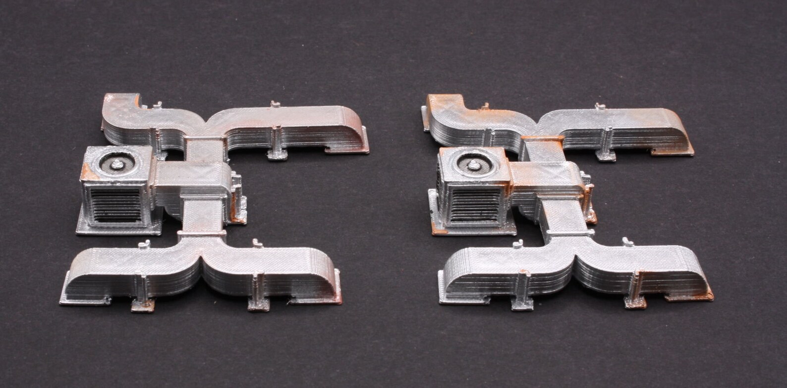 HO Scale HVAC AC Unit With Ducts, Weathered Roof Detail (set of 2) 1:87 ...