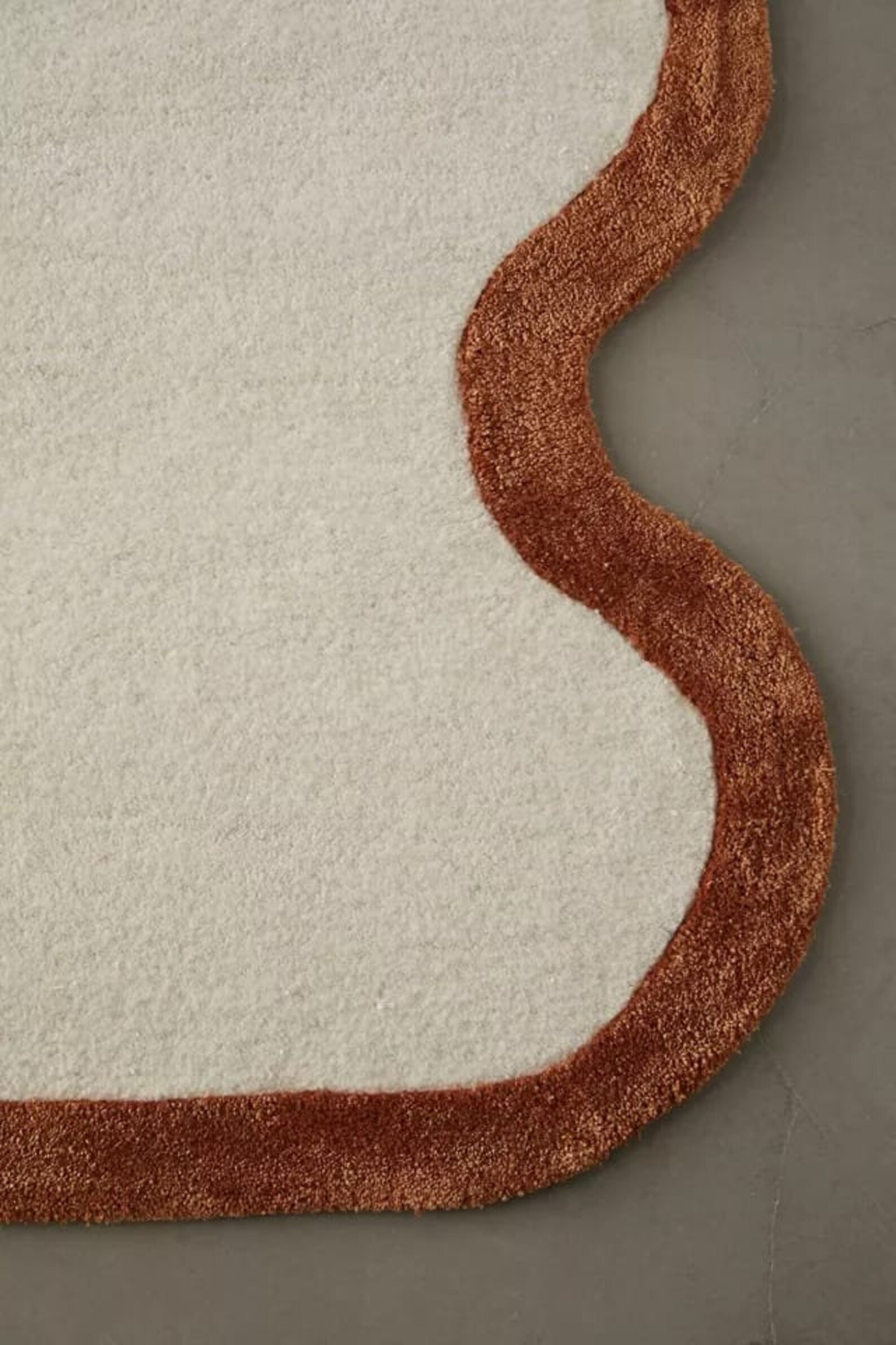 Irregular New Wave Shape Design Pattern, Hand Tufted Wool Viscose Area ...