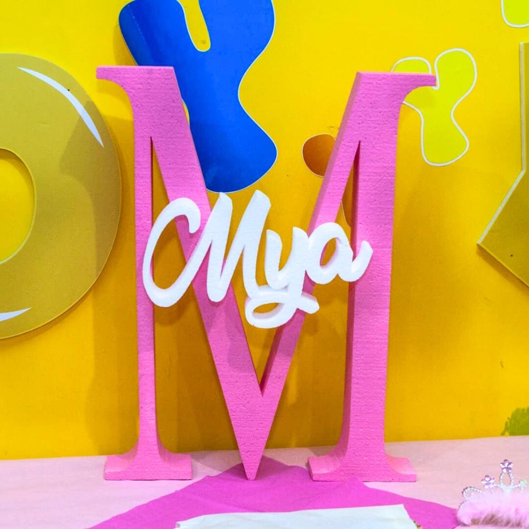 Large Initial and Name in the Center in Polystyrene CUSTOMIZABLE ...