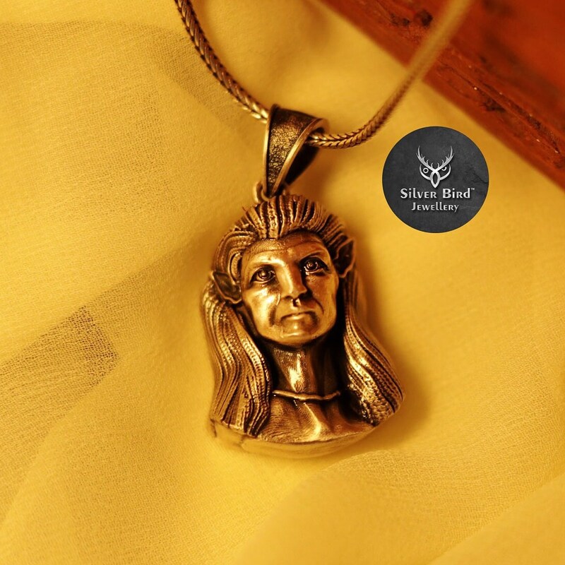 Avatar Necklace - Etsy