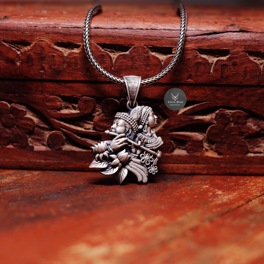 Lord Hare Krishna Radha, a Symbol of Pure Love Valentine Radhe Couple ...