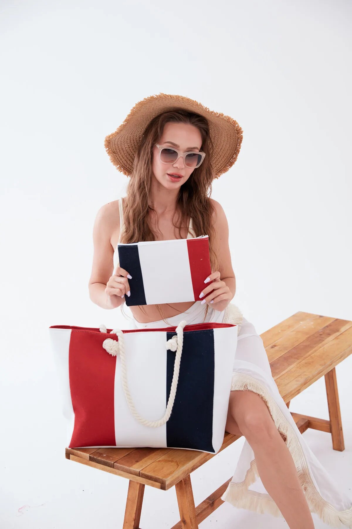 Simple and Eye Catcher Daily Use Bag Modern Favorite Bag Model ...