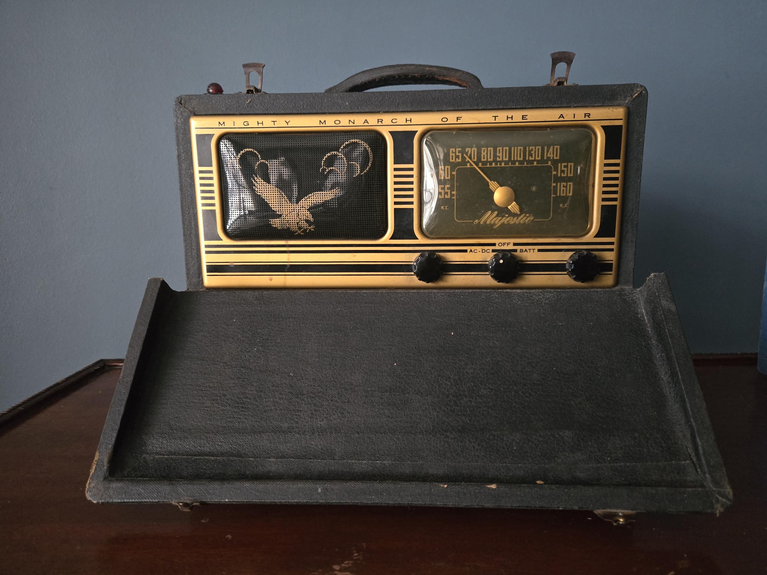 1940s Majestic "mighty Monarch of the Air" Portable Tube Radio - Etsy
