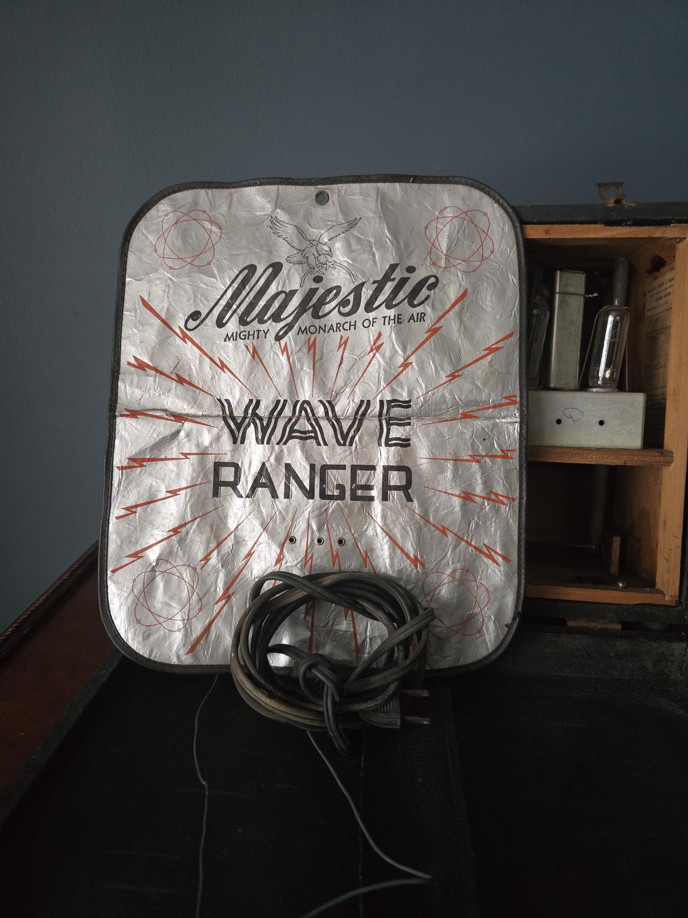 1940s Majestic "mighty Monarch of the Air" Portable Tube Radio - Etsy
