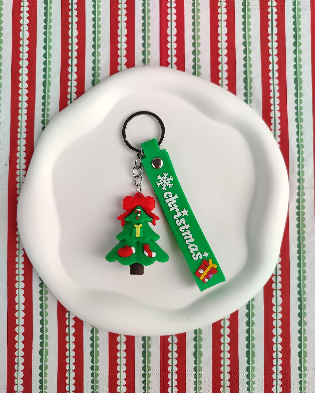 Merry Christmas Keychain Christmas Tree New Year Gift Happy New Year ...