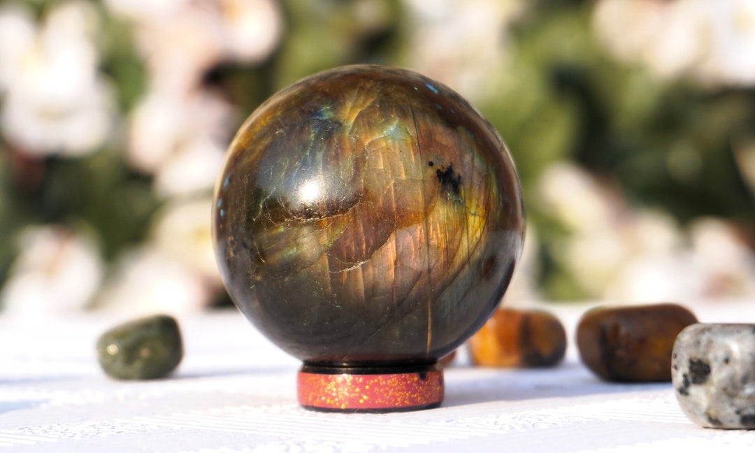 Green Labradorite Stone Minerals Rainbow & Golden Reflect Healing ...