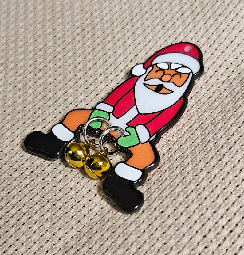 Santa Claus & Jingle Bells Needle Minder * Funny - Wacky * Cross Stitch ...