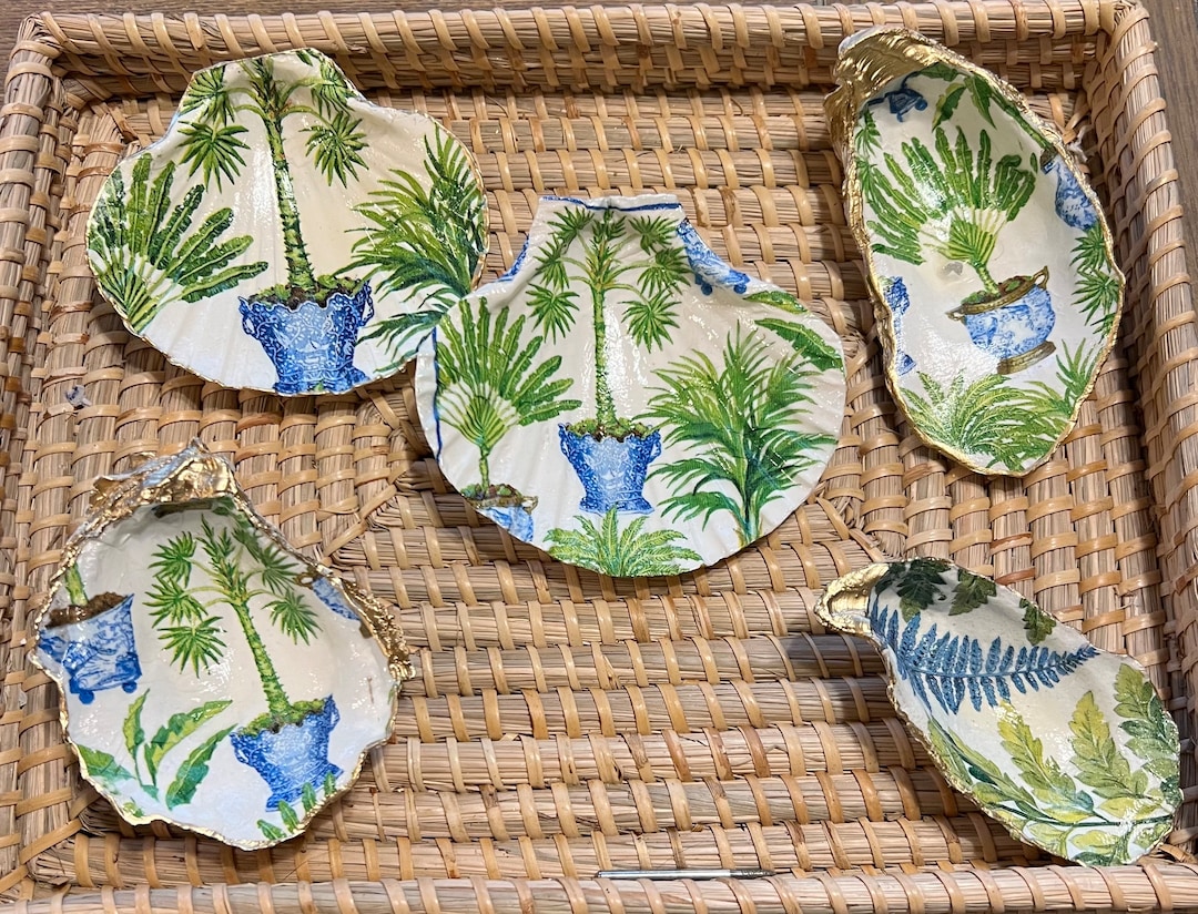 Palm Leaf Scallop Shell - Etsy