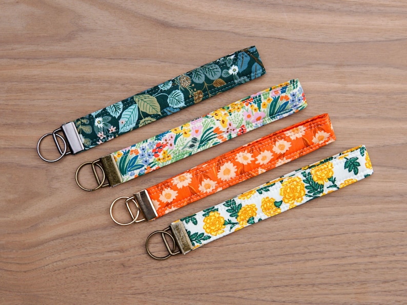 Key Fob Sewing Pattern | Beginner-friendly PDF | Fabric Wristlet ...
