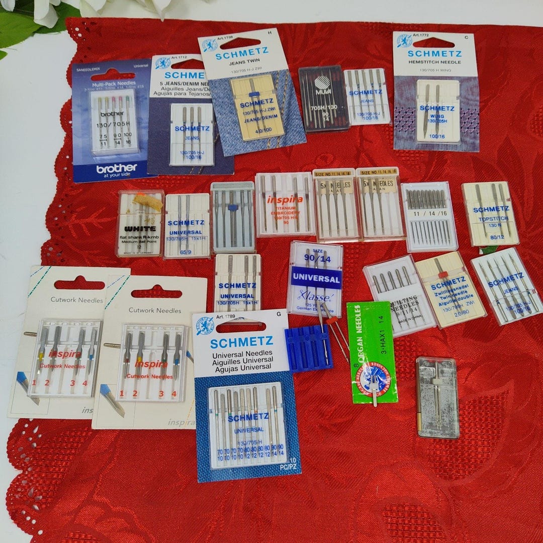 HUGE Lot of Assorted Sewing Machine Needles Schmetz Brother Inspira ...