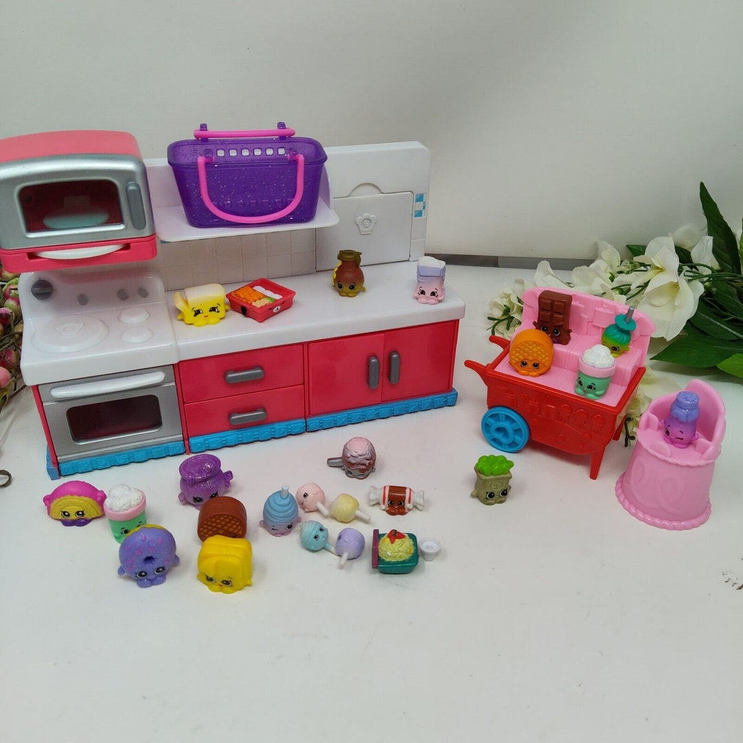 Shopkins Chef Club Hot Spot Kitchen Playset 25 Figures - Etsy