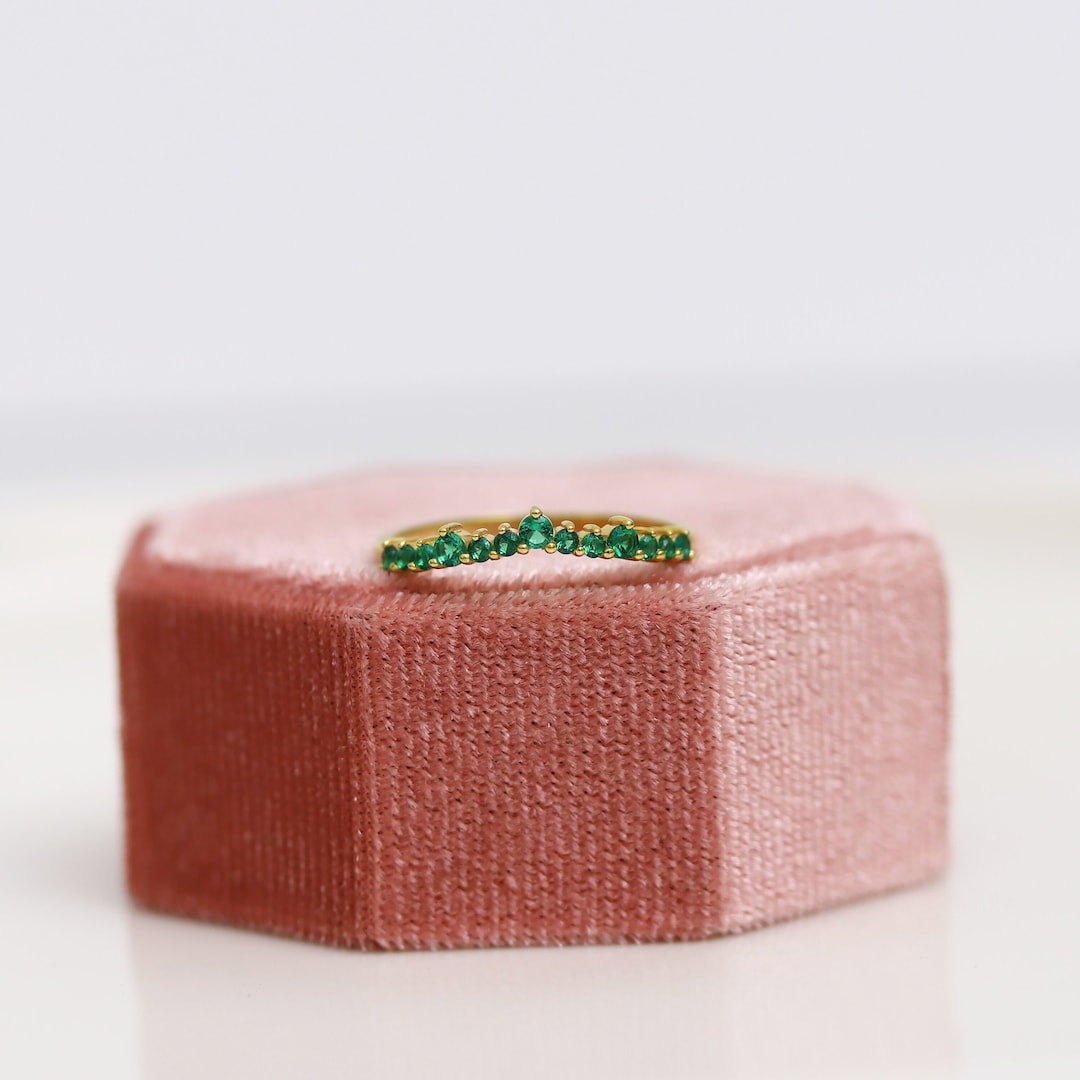 14k Emerald Curve Ring Enhancer / Curved Emerald Wedding Band Solid ...