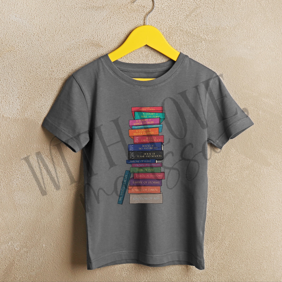 SJM Universe Book Stack Tshirt, Comfort Colors Gildan, ACOTAR, Throne ...