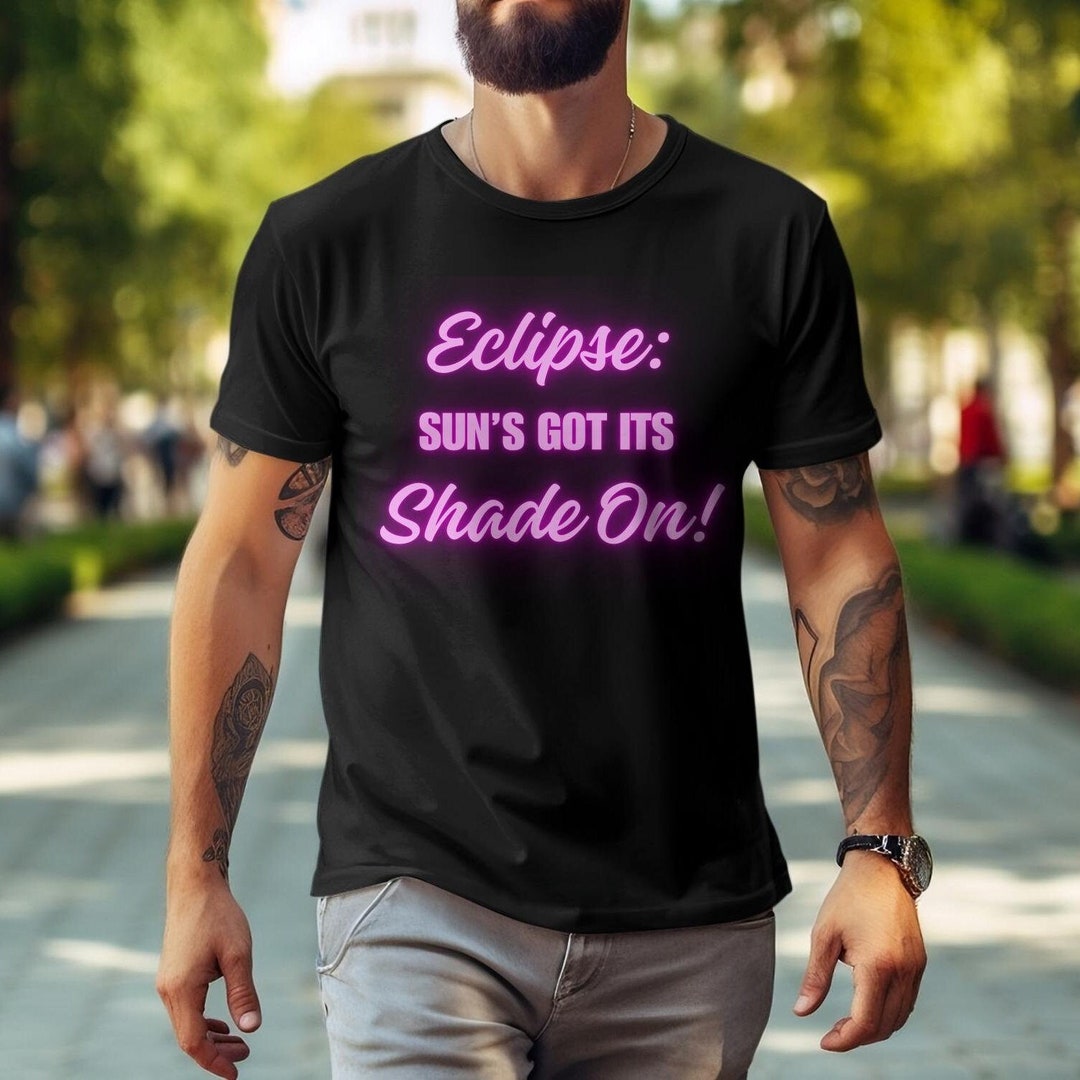 Eclipse Graphic Tee, Sun's Got Its Shade on T-shirt, Casual Pink Tee ...