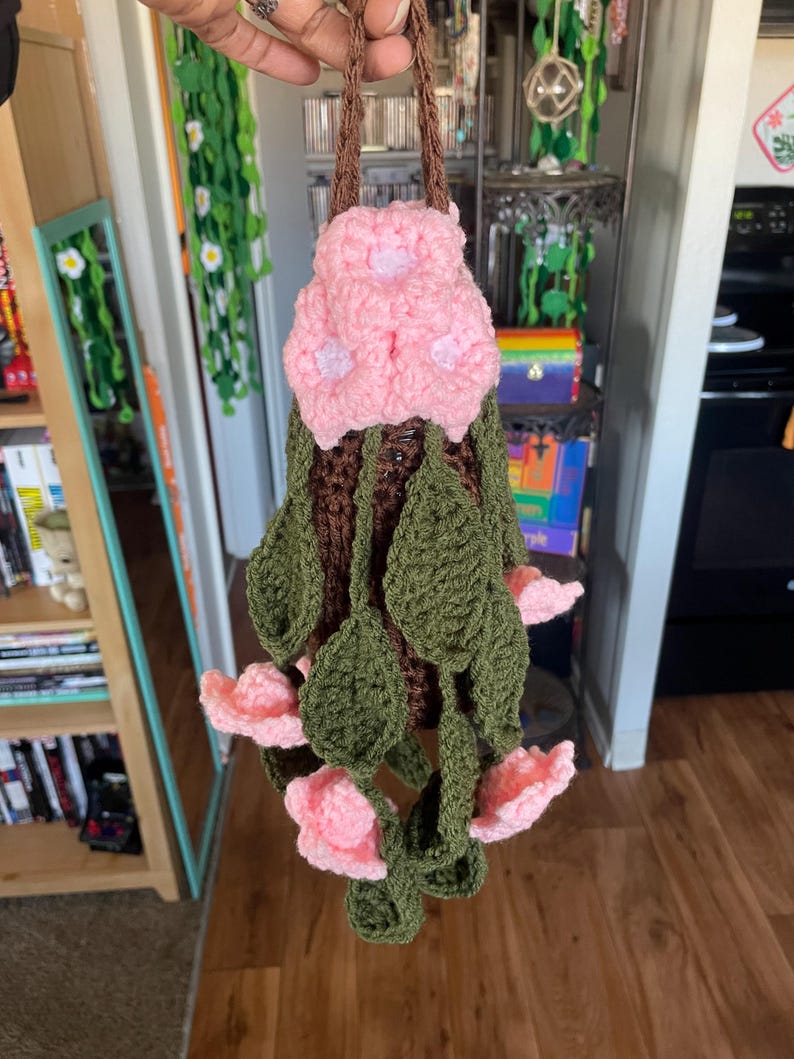 Leaf Vine Plant W/ Pink Bell Flowers - Etsy