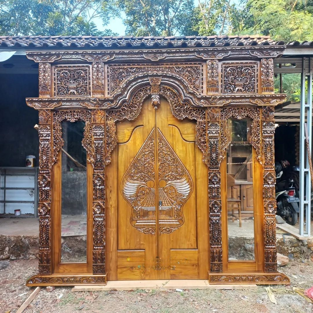 The Wayang Carved Door and Javanese Motif Carvings Are - Etsy