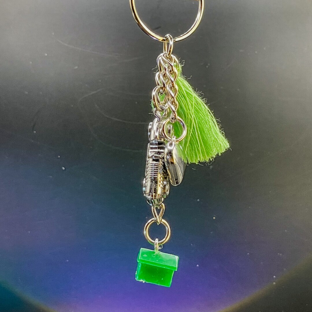 Monopoly Game Pieces Keychain - Etsy