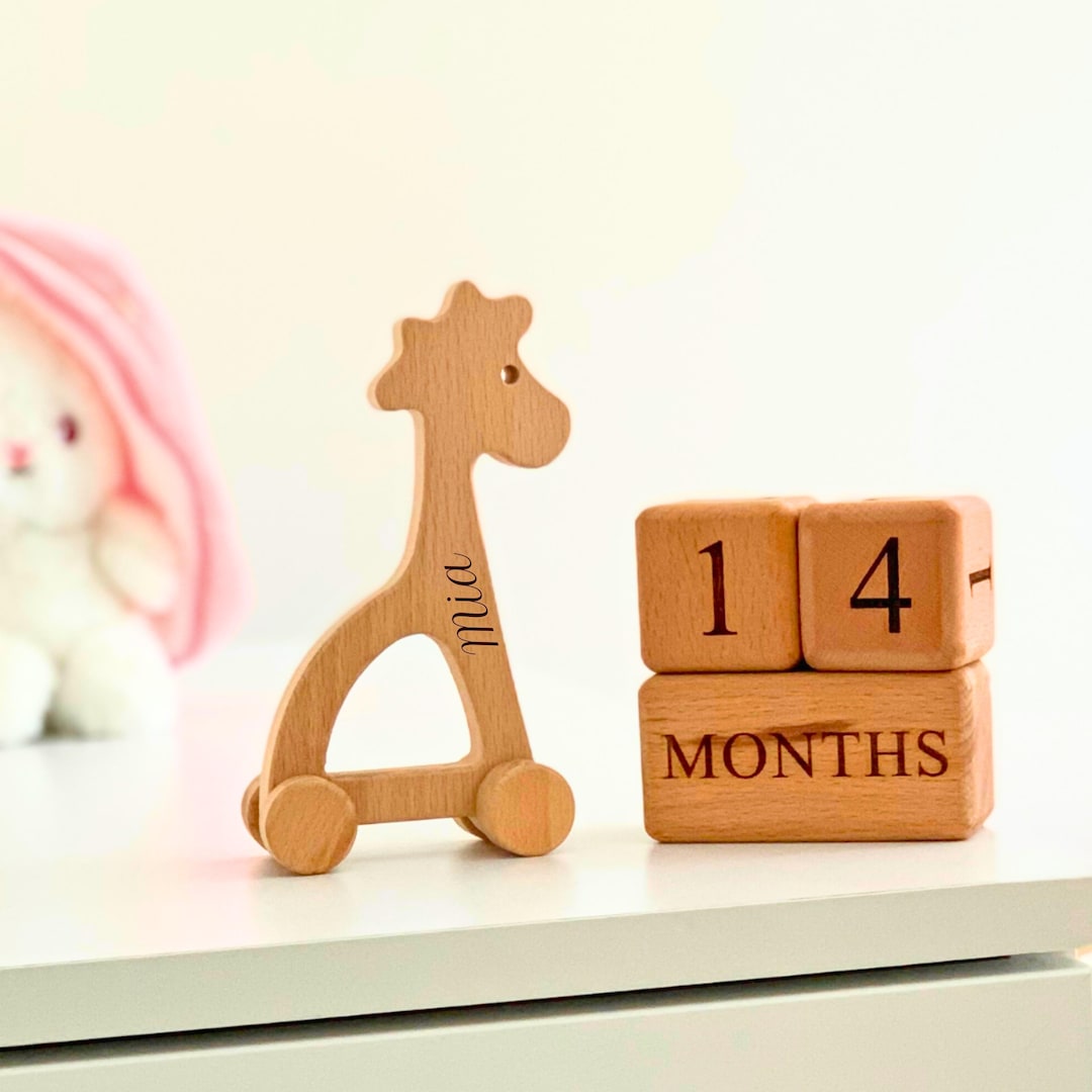 Beech Wood Giraffe Toy & Milestone Blocks: Montessori Inspired - Etsy