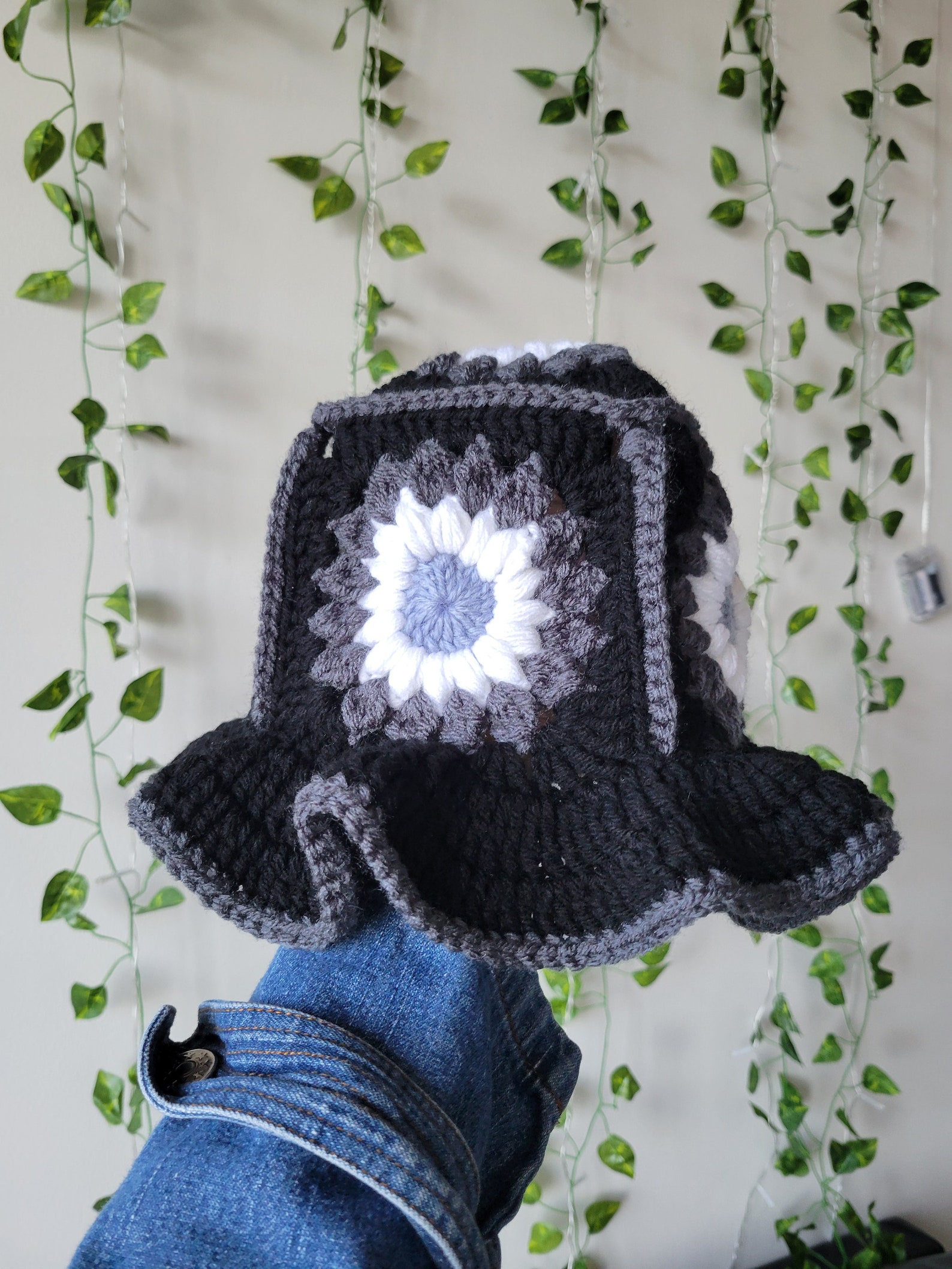 Black Granny Square Bucket Hat - Etsy