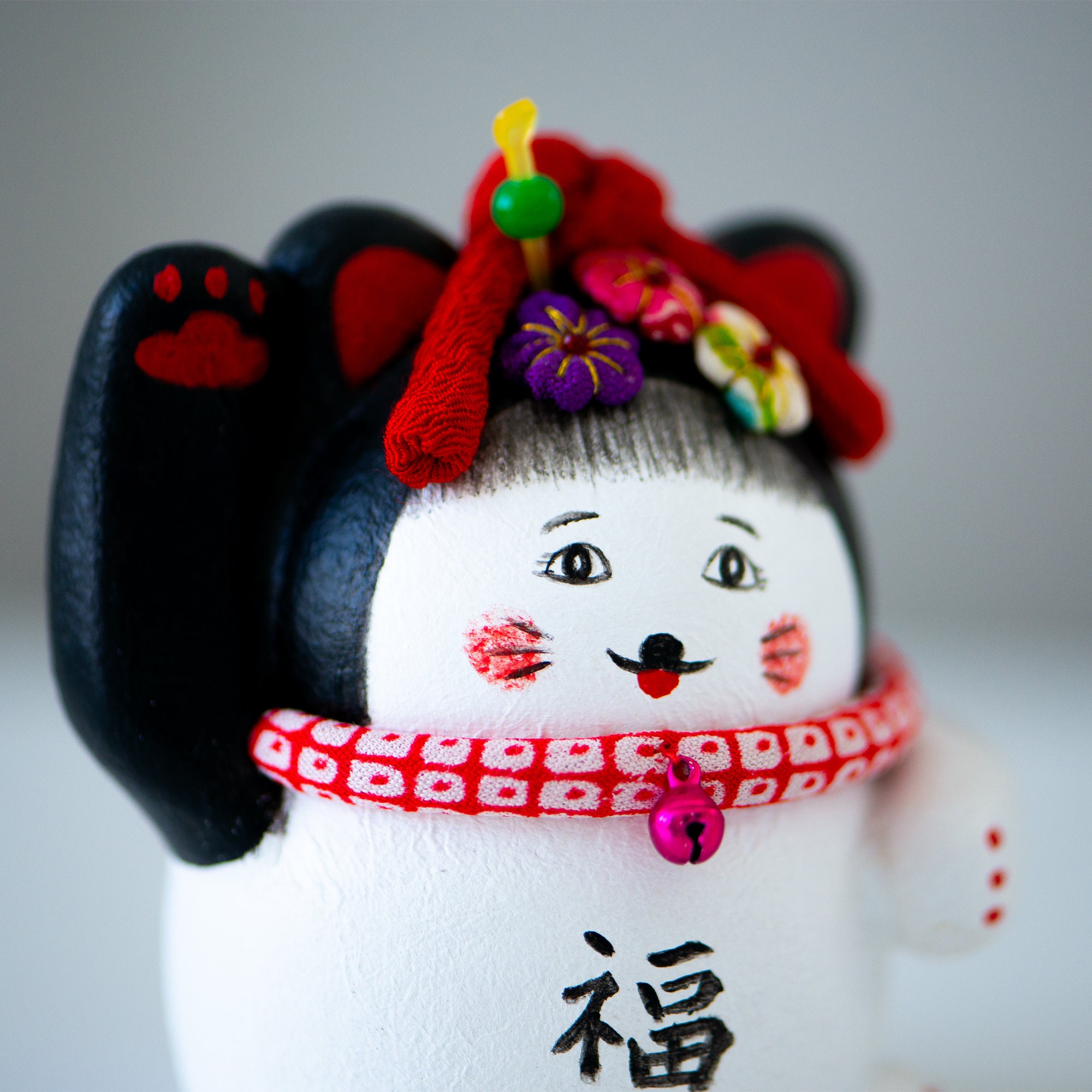 MANEKI NEKO Beckoning Cat Papier-mâché ( Hariko) Figurines Light Weight ...