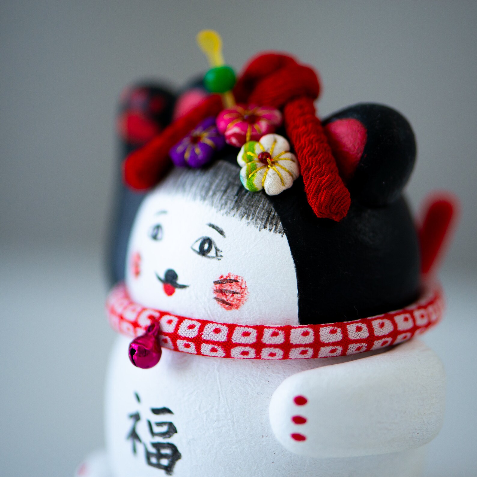 MANEKI NEKO Beckoning Cat Papier-mâché ( Hariko) Figurines Light Weight ...