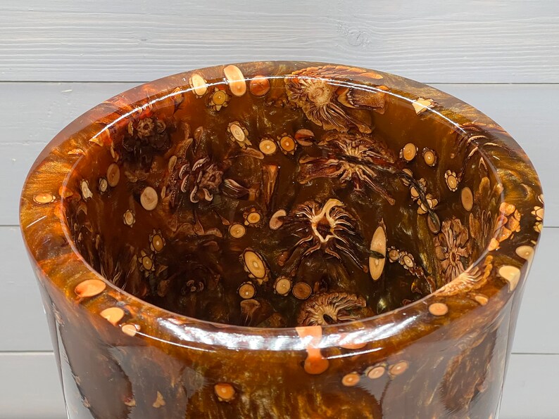 Rustic Resin and Pinecone Vase - Etsy