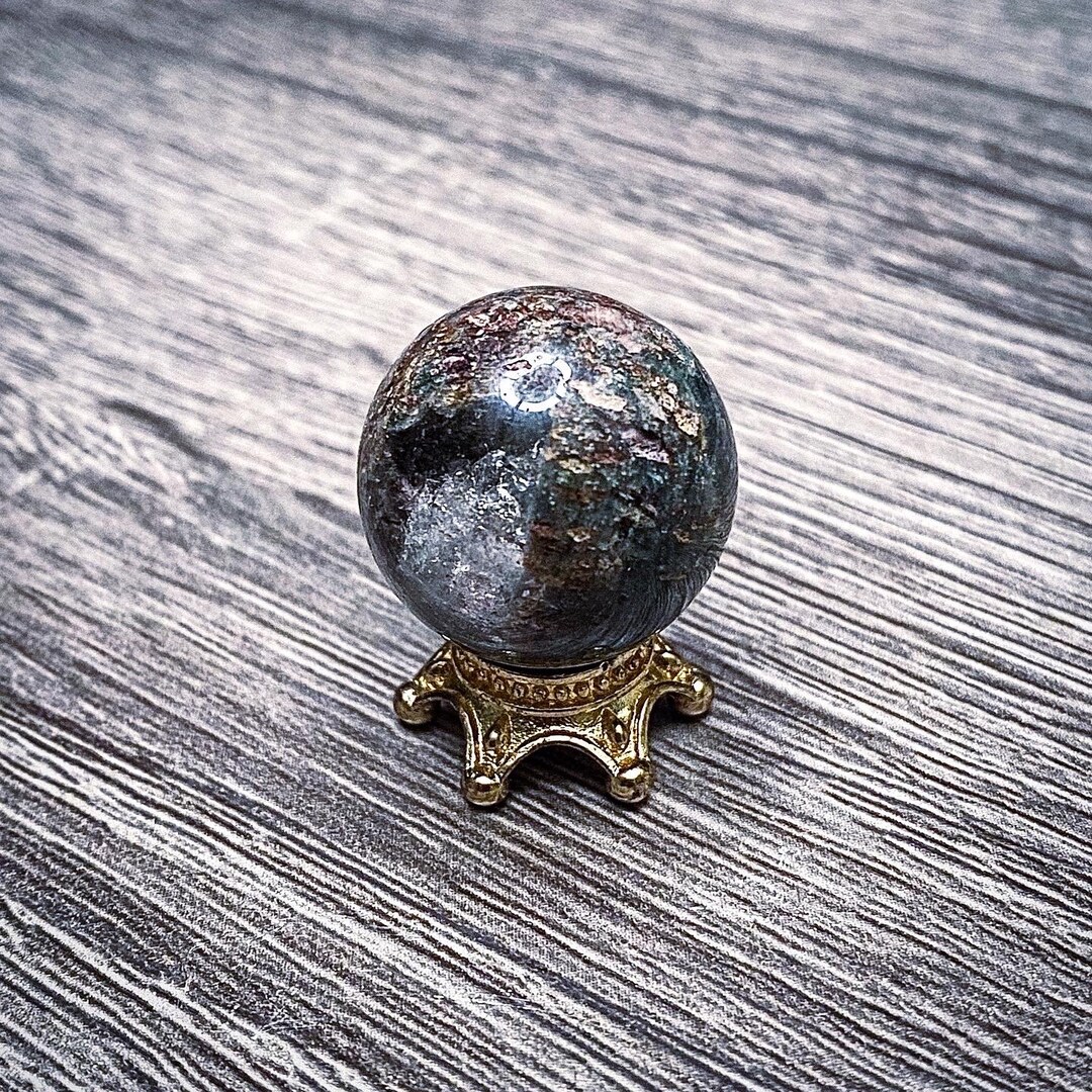 Garden Quartz Mini Crystal Sphere - Etsy