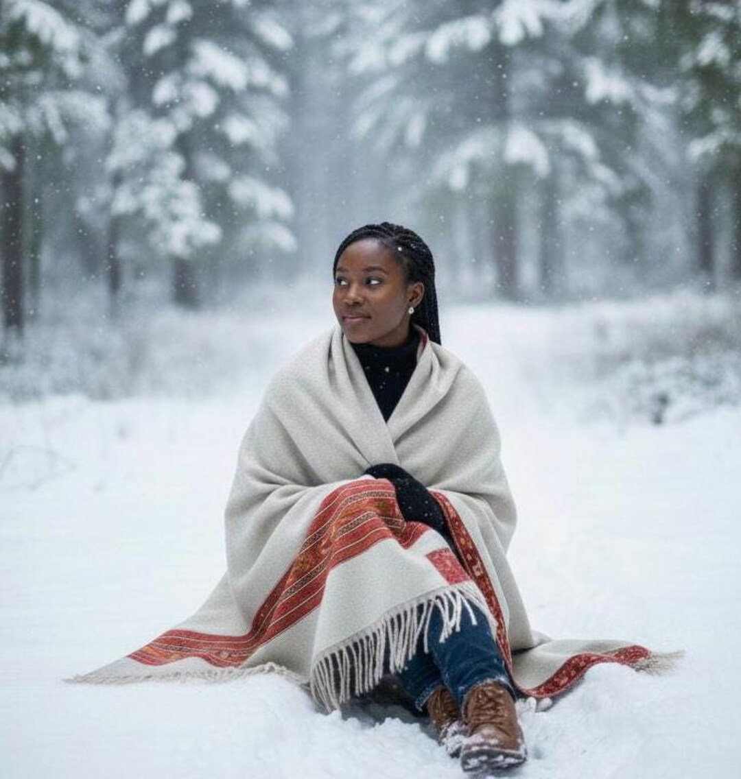 Handwoven Himalayan Wool Shawl | Traditional Indian Winter Wrap - Etsy