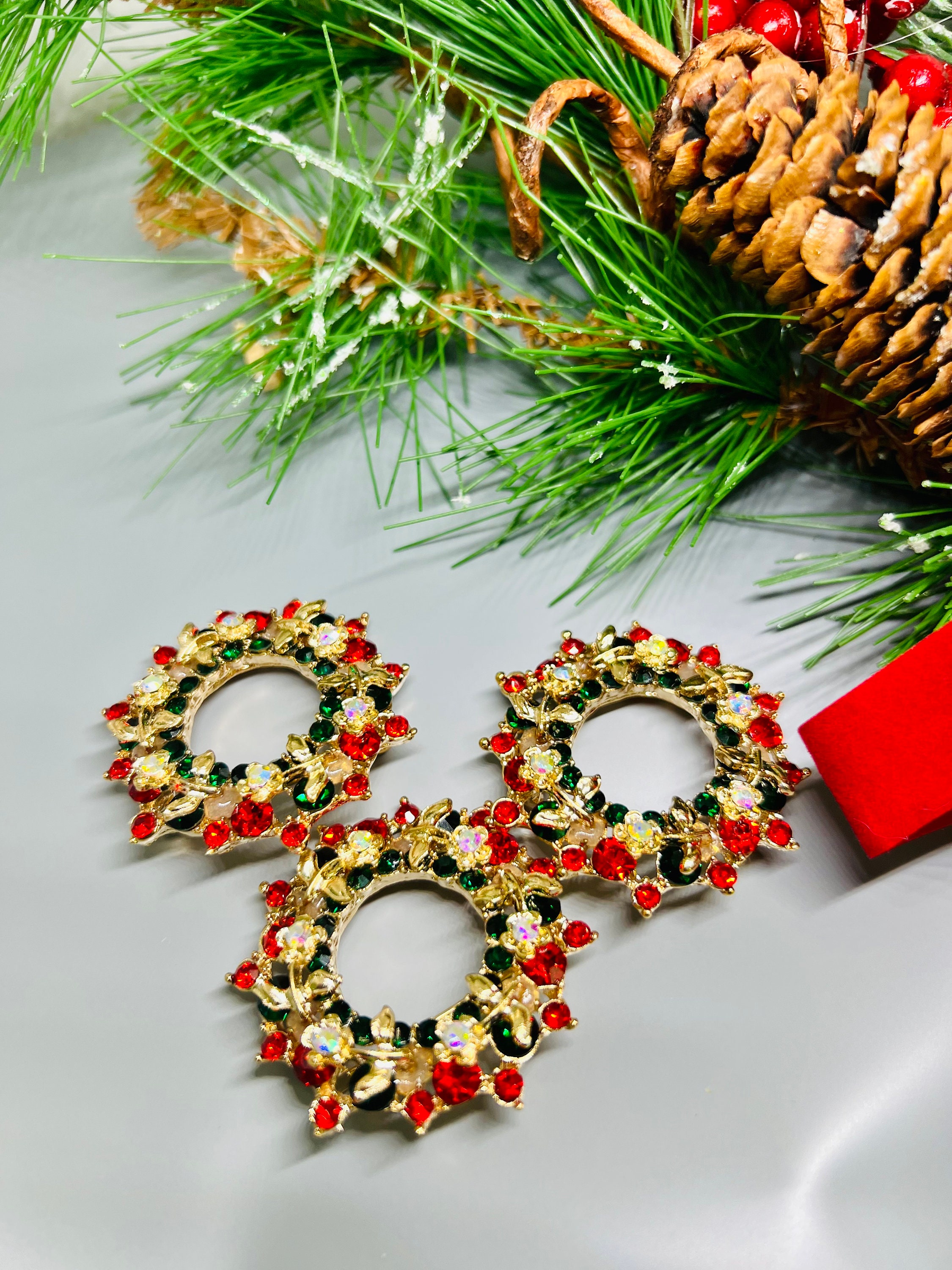 Rhinestone Christmas Brooch, Christmas Wreath Pin, Holiday Scarf Buckle ...