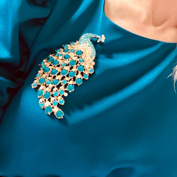 Women Beaded Brooch, Handcrafted Whale Brooch With Beads and Crystals ...