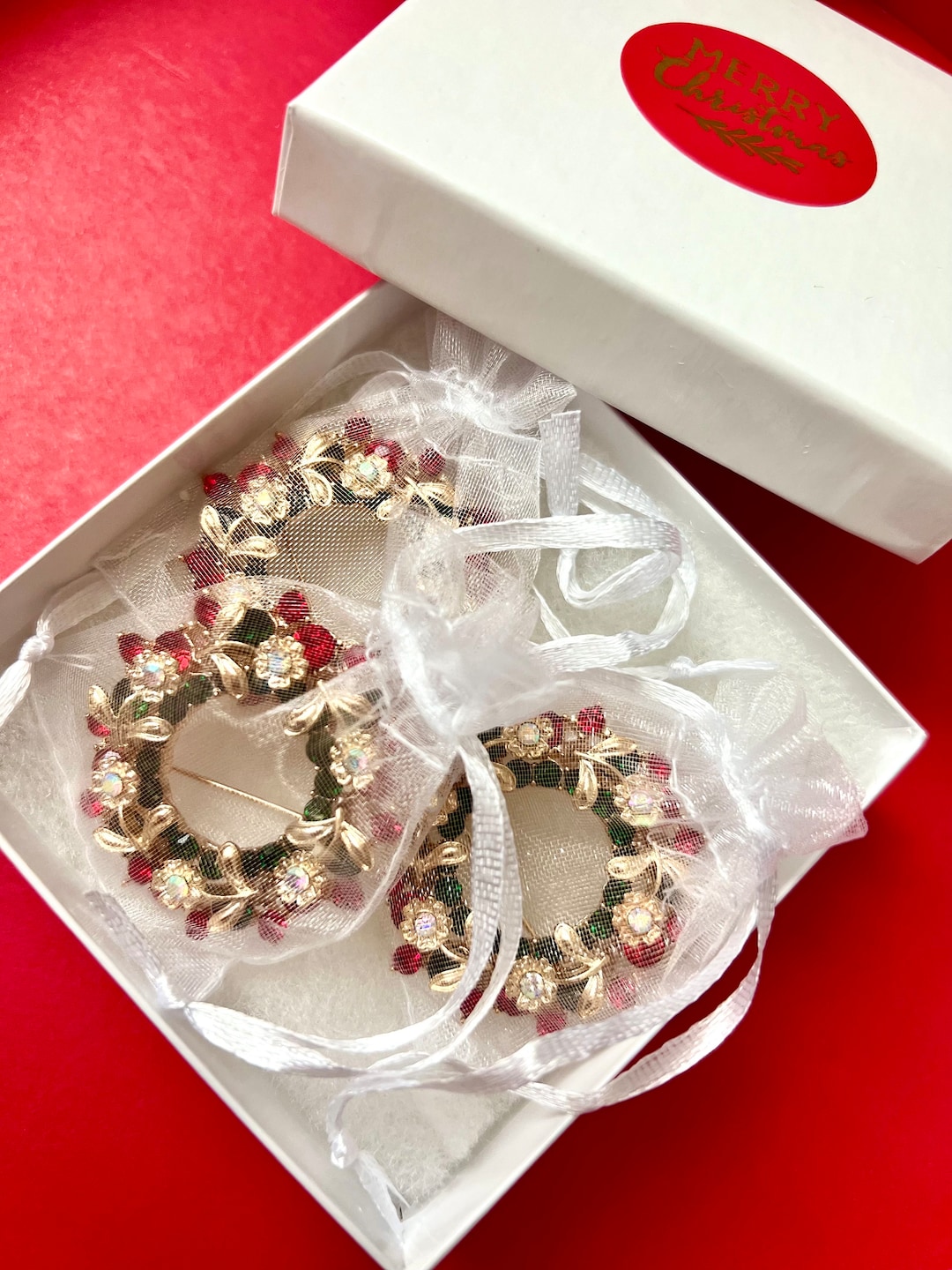 Rhinestone Christmas Brooch, Christmas Wreath Pin, Holiday Scarf Buckle ...