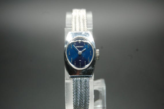 Vintage Ladies Seiko Manual Wind Watch - Gem