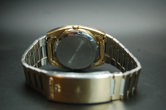 Vintage Seiko SQ Quartz Watch - Gem
