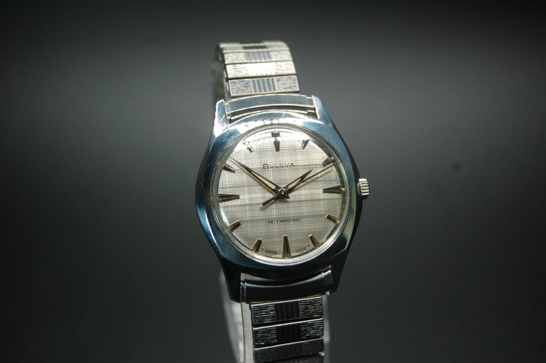 Stunning Vintage Bulova M7 Automatic Watch - Etsy