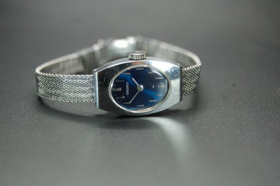 Vintage Ladies Seiko Manual Wind Watch - Gem