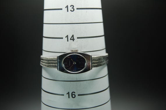 Vintage Ladies Seiko Manual Wind Watch - Gem