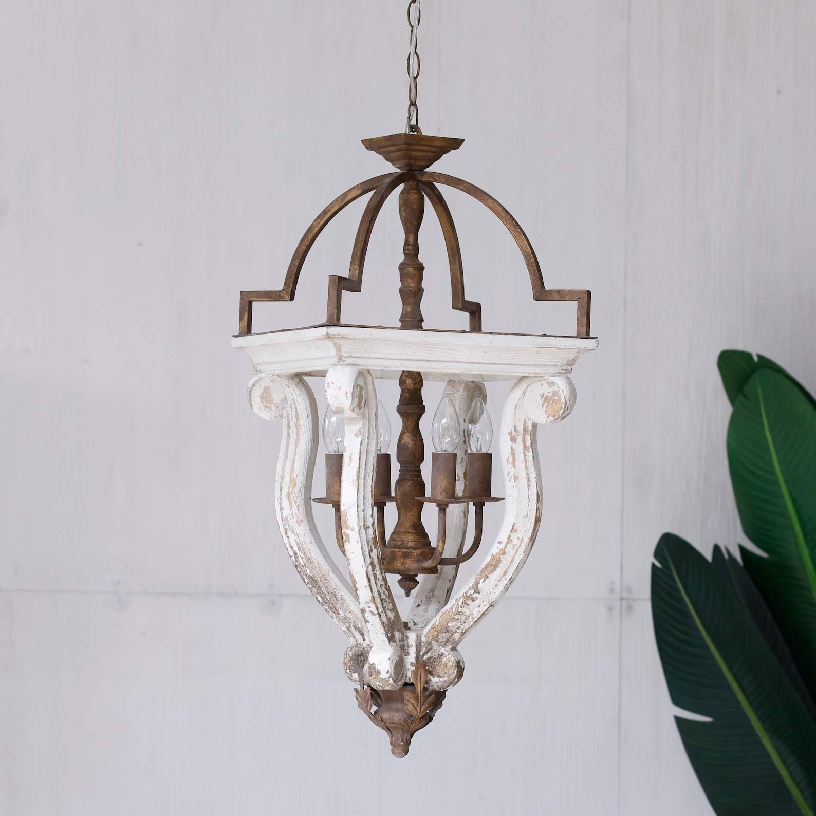 Rustic Vintage-style Chandelier – Distressed Antique Hanging Light ...