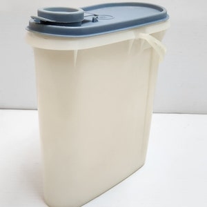 Tupperware 587 Slim Beverage Buddy With Pour Seal & Handle 2 Qt Classic ...