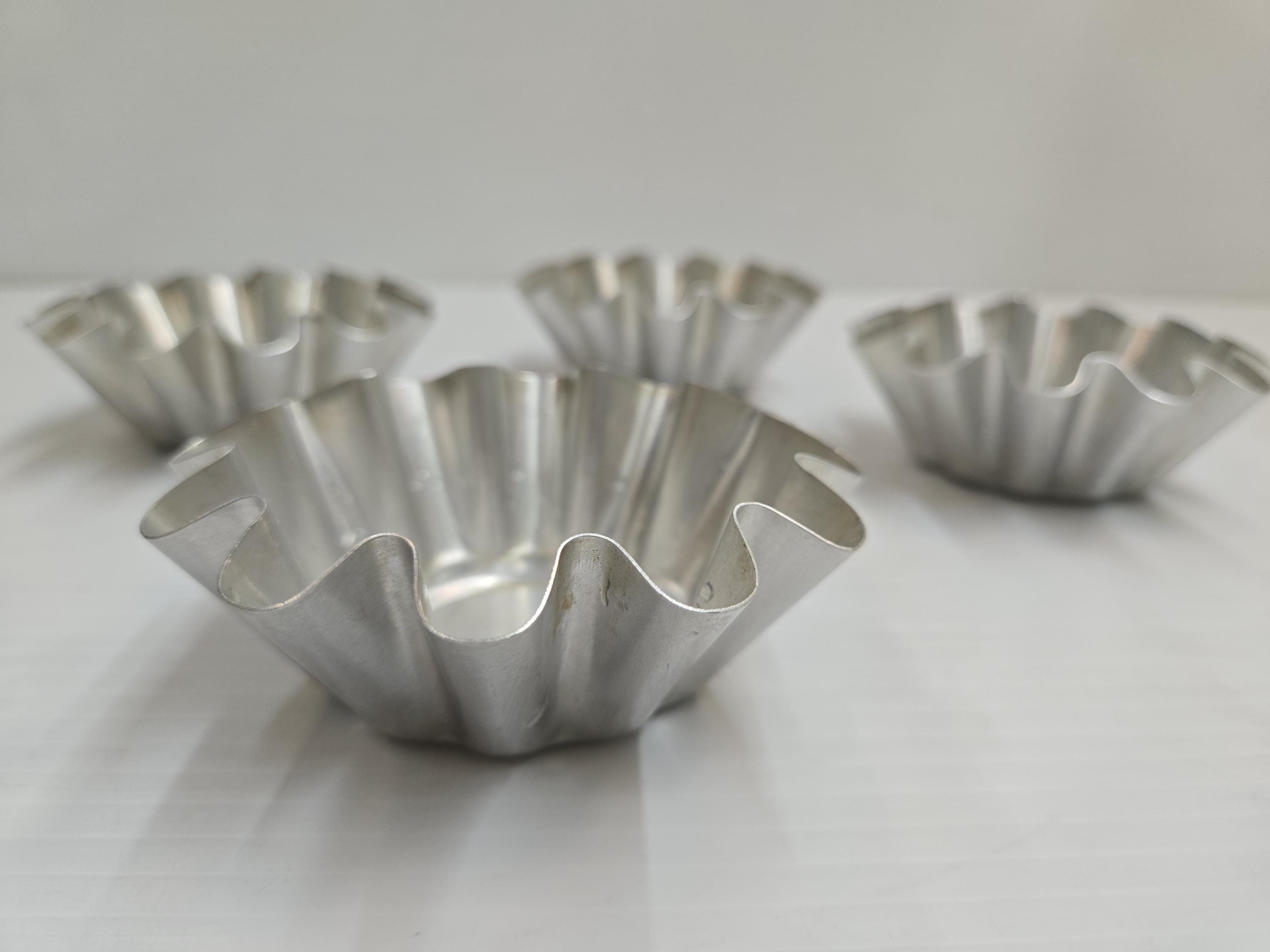 Vintage Set of 4 Aluminum Sandbakkel Cookie Biscuit Cake Molds, Fluted ...