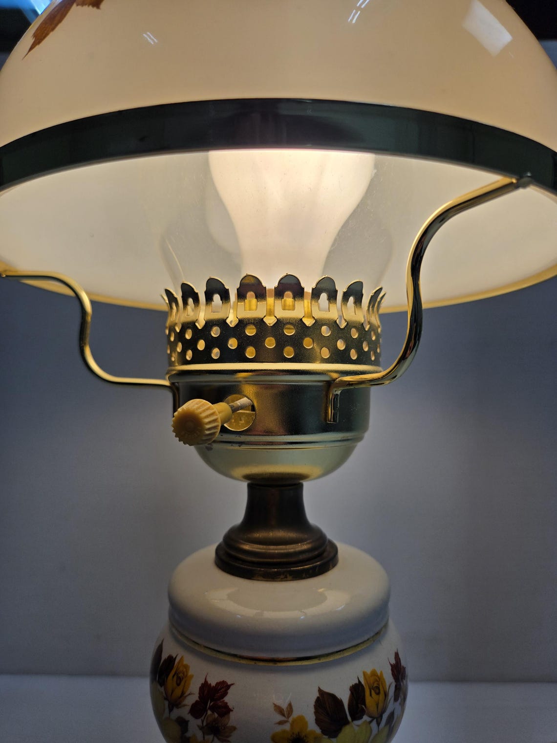 Vintage Electric Hurricane-style Table Lamp With a Hand-painted ...