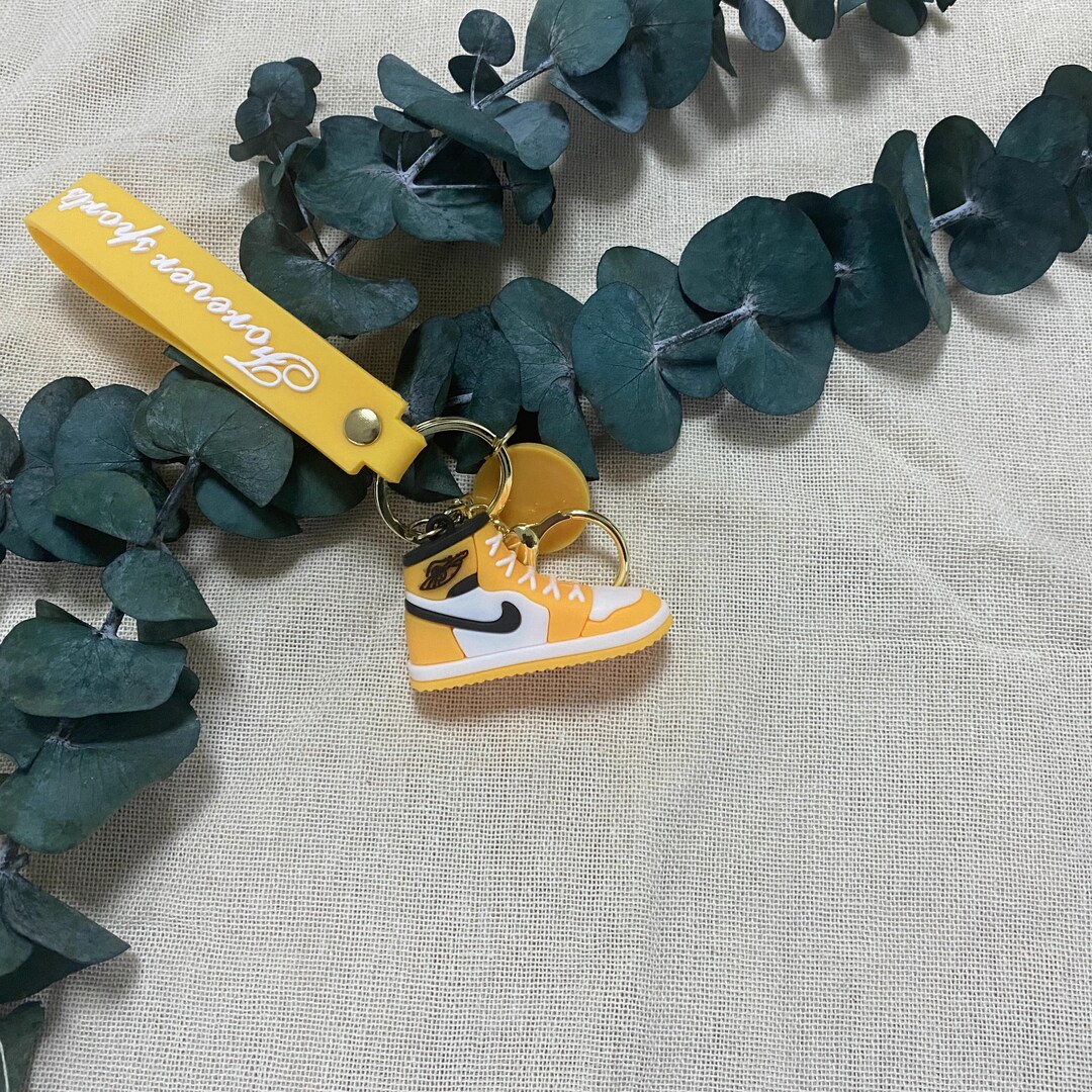 Mini Sneaker 3D Shoes Keychain Air Jordan 1 Mini Shoes Mini - Etsy